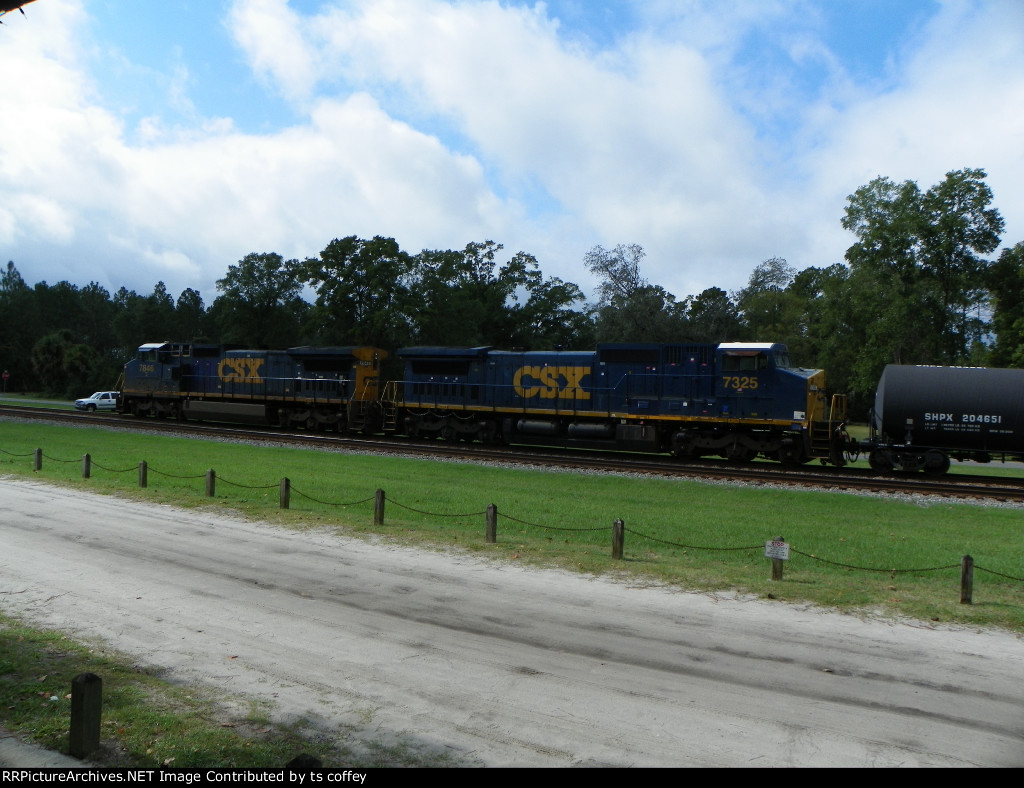 CSXT 7325
